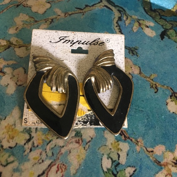 impulse | Jewelry | Vintage Black And Gold Tone Earrings | Poshmark